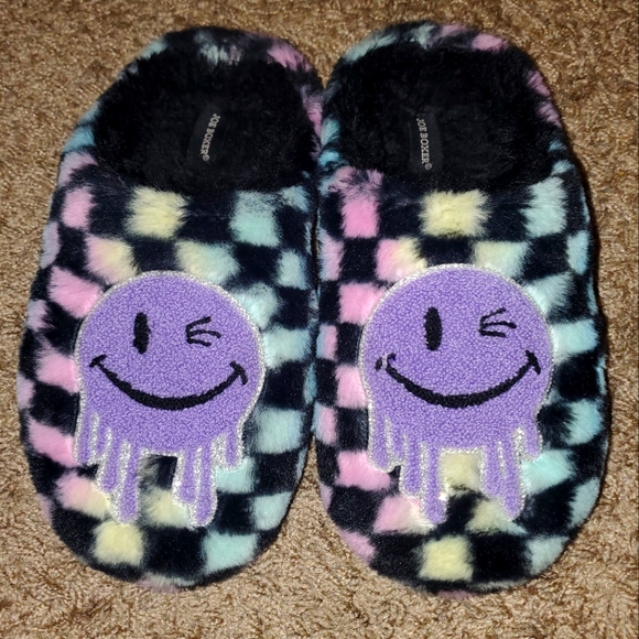 Joe Boxer | Shoes | Joe Boxer Drippy Smiley Face Multicolored Slippers ...